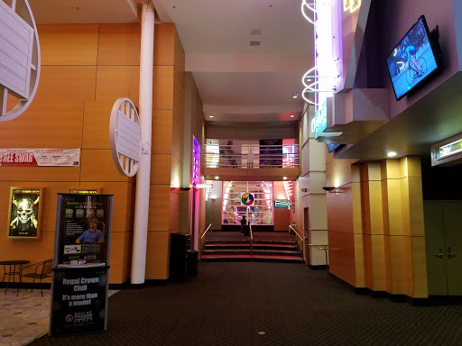 Movie Theater «Regal Cinemas Tigard 11», reviews and photos, 11626 SW ...