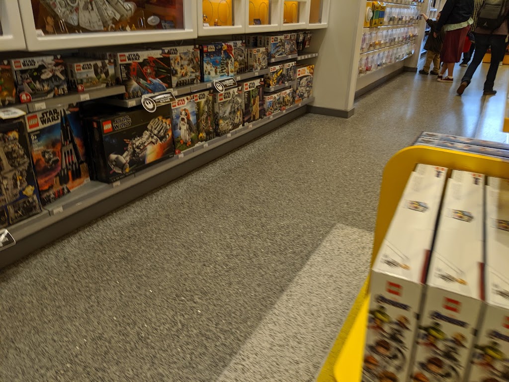 The LEGO® Store Fifth Avenue - Harlem, NY 10020 - Location, Reviews ...