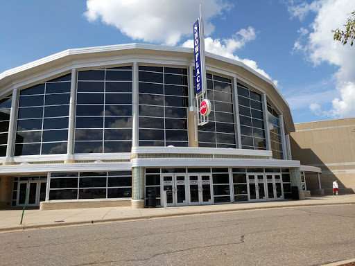 Movie Theater «AMC Coon Rapids 16», reviews and photos, 10051 Woodcrest ...