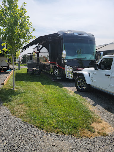 Rustic Edge RV Park And Cabins in Hagerman, Idaho - Zaubee