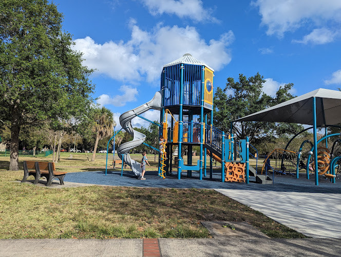 Howard Park in West Palm Beach - Bipper Media