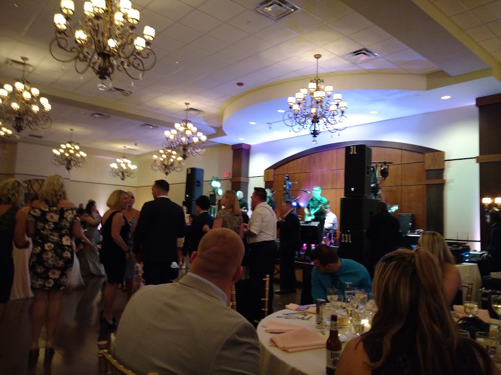 7C Lounge at FOP Lodge #5 - Lower Southampton, PA 19154 - Menu, Hours ...