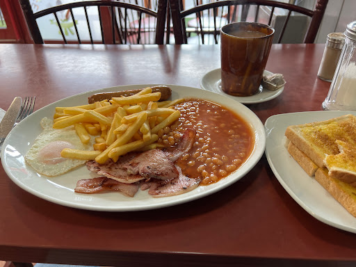 Elly's Cafe - Locations from All Over the World