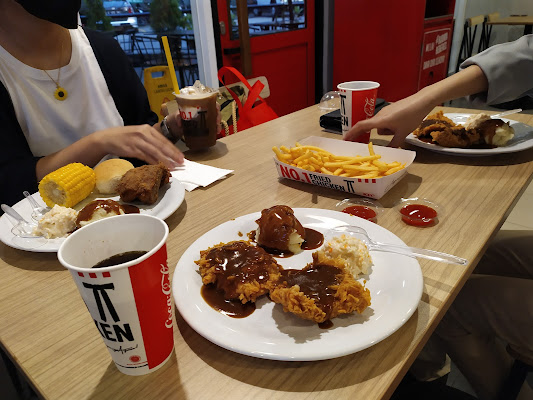 Kfc • Dago - Info Jam Buka, Alamat dan Ulasan Pengunjung Terbaru 2025