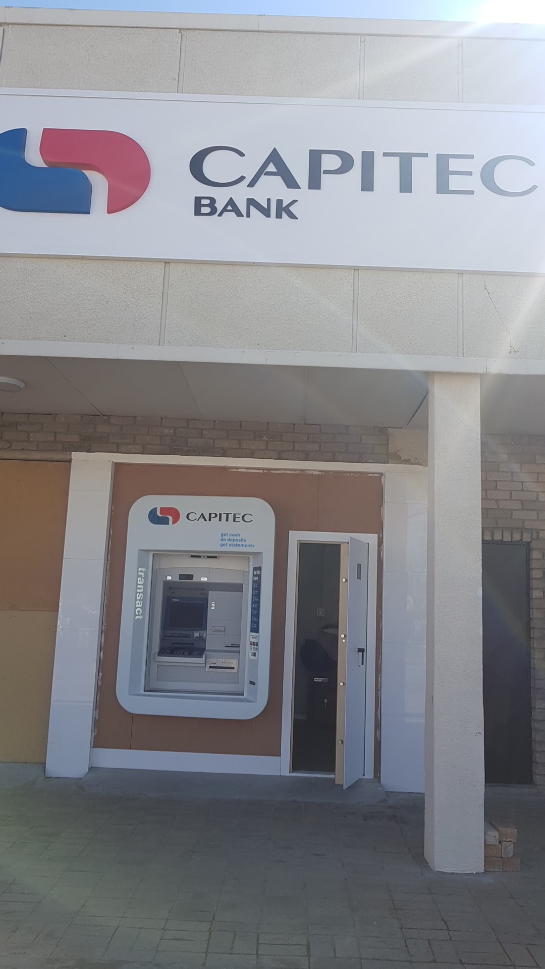 Capitec ATM in the city Beaufort West Capitec ATM in the city Beaufort West