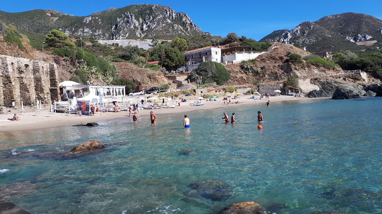 Spiaggia Di Masua 🏖️ Isola della Sardegna, Italia - caratteristiche ...