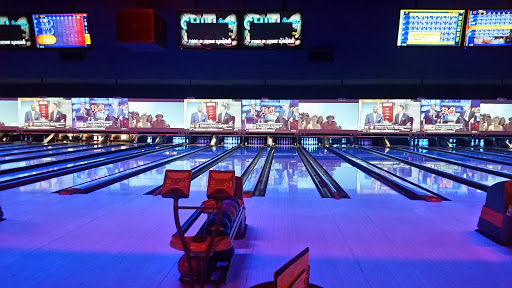 Bowling Alley «Bowlero Naperville», reviews and photos, 1515 Aurora Ave ...