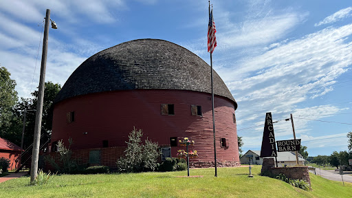 Arcadia Round Barn – Historic Museum and Gift Shop
