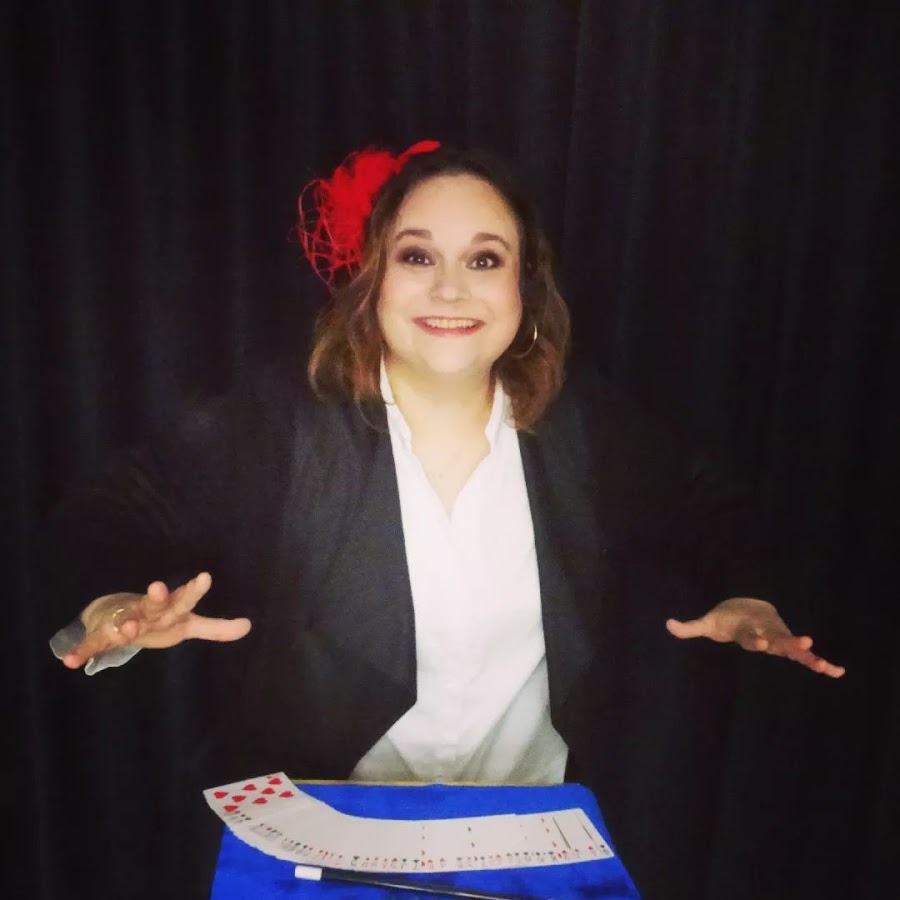 Atelier magie - Jessica - Magicienne Ventriloque