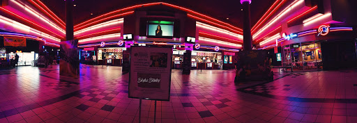 Movie Theater «Regal Cinemas Natomas Marketplace 16 & RPX», reviews and ...