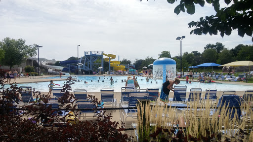 Water Park «Bartlett Aquatic Center», reviews and photos, 620 W Stearns ...