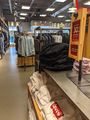 Levi's Outlet Store - AZexplained