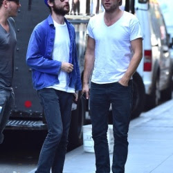 EternoTwilight : Robert Pattinson Com Tom Sturridge e Sam Bradley Em ...