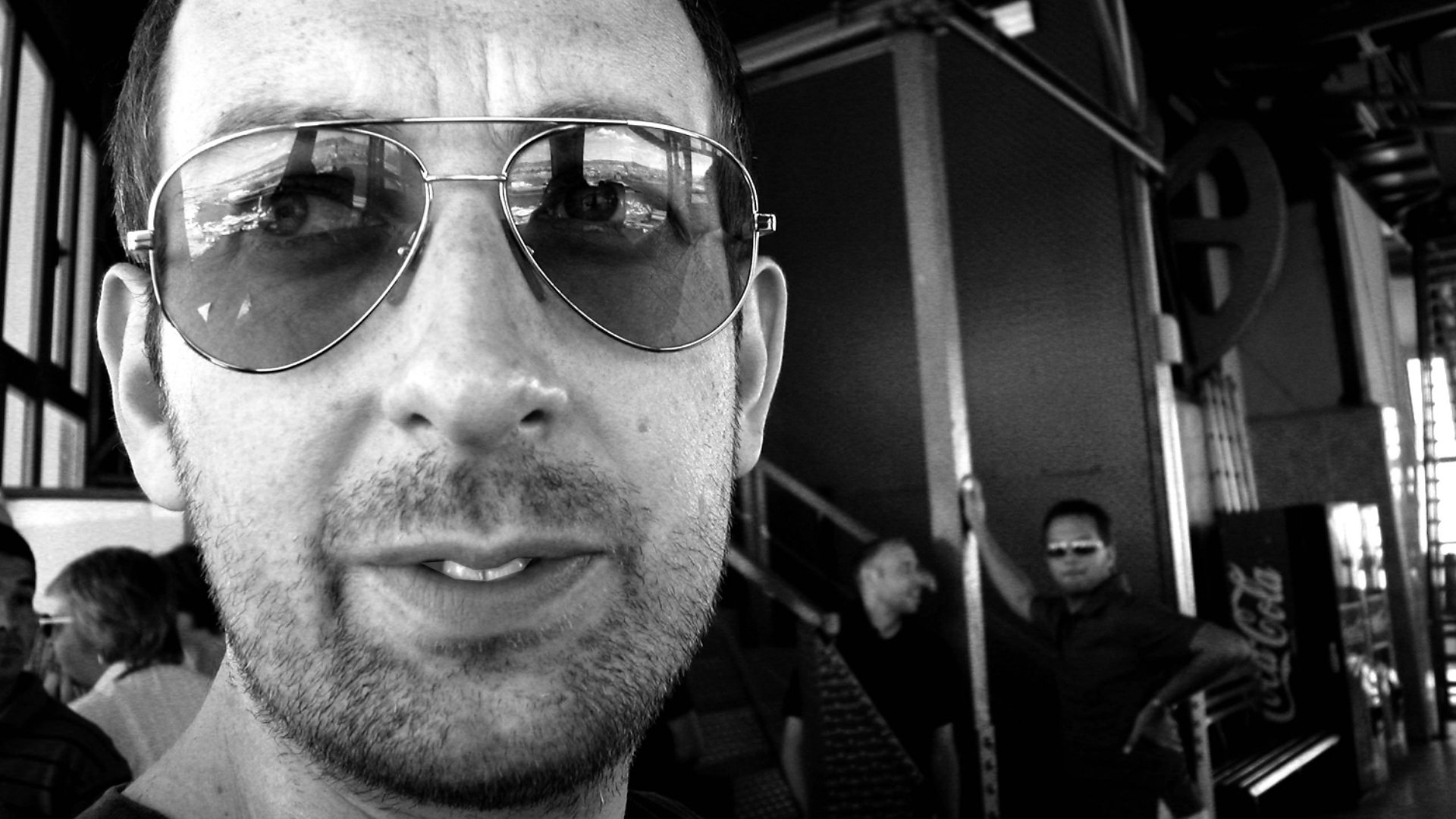 V.A.: LIVING IN THE STREETS - VOL.1+2+3 | OFICINA DE MACACOS BLOG